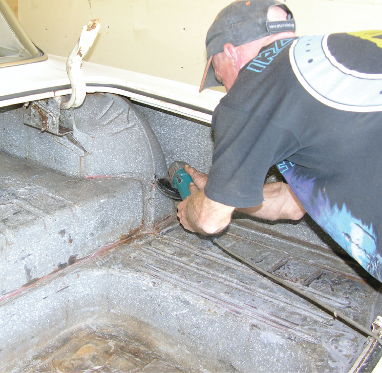 Two-Day Trunk - TheAutoBuilder.com