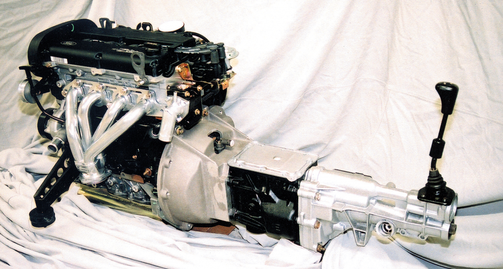 Hot Four Cylinder - TheAutoBuilder.com