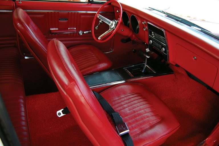 CAMARO COMPARO - TheAutoBuilder.com